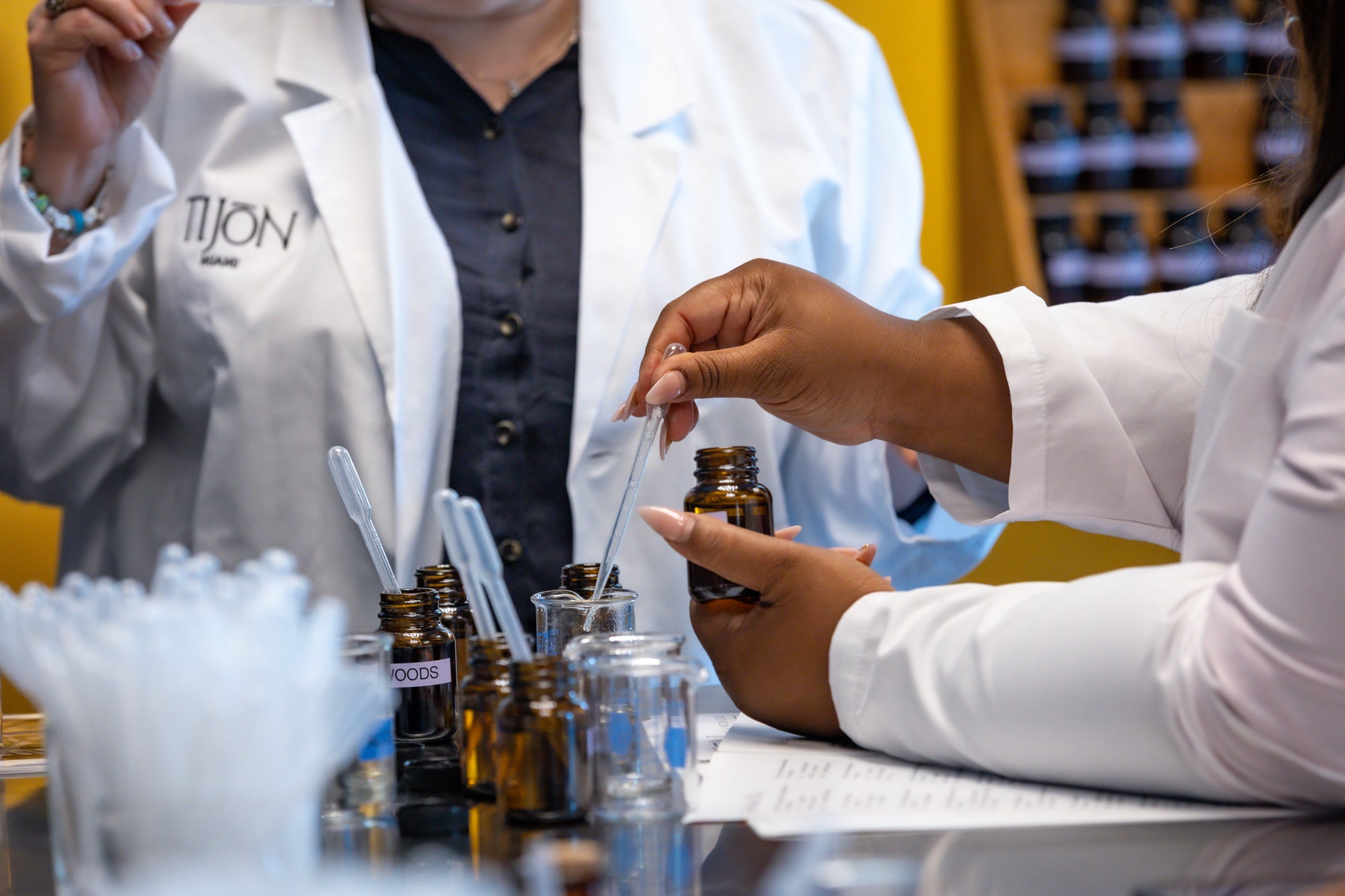 Tijon Miami | Custom Perfume & Fragrance Studio